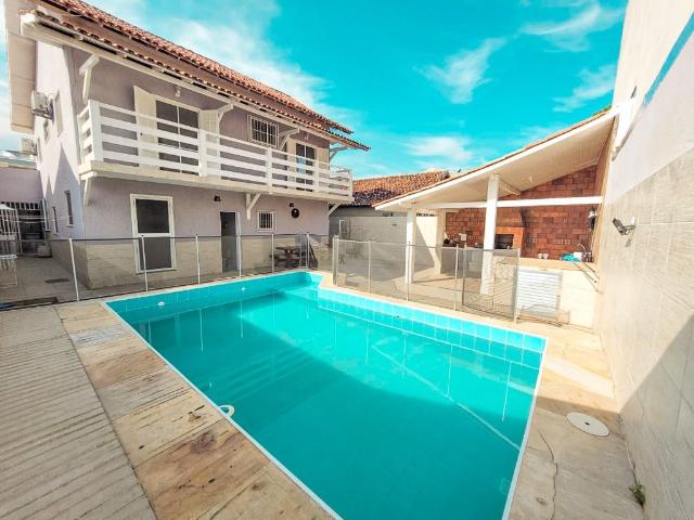 Casa em Piratininga, Niterói/RJ de 218m² 6 quartos para locação R$ 5.500,00/mes