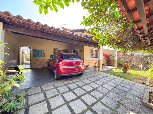 Casa em Piratininga, Niterói/RJ de 233m² 4 quartos à venda por R$ 989.900,00
