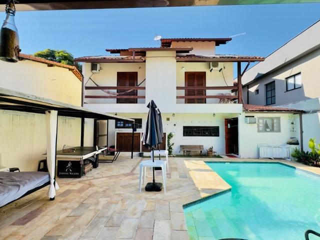 Casa em Piratininga, Niterói/RJ de 254m² 4 quartos à venda por R$ 1.689.000,00