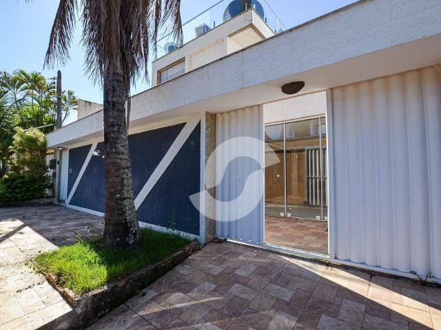 Casa em Piratininga, Niterói/RJ de 360m² 7 quartos à venda por R$ 1.499.000,00