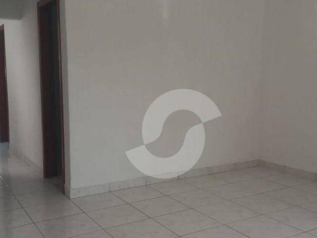 Casa em Piratininga, Niterói/RJ de 398m² 3 quartos à venda por R$ 849.900,00