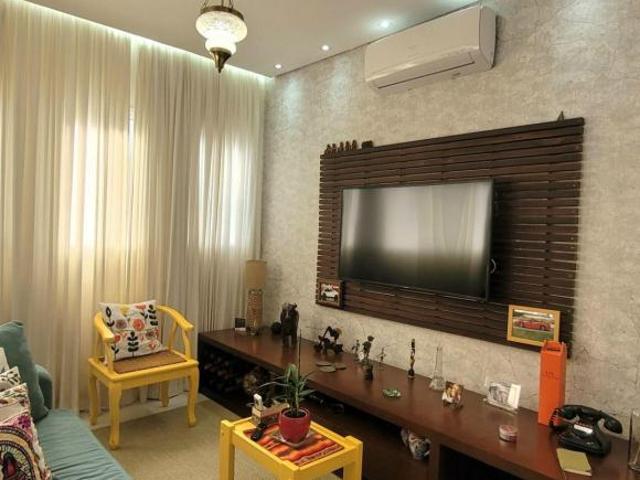 Casa em Pitas, Cotia/SP de 164m² 5 quartos à venda por R$ 1.300.000,00