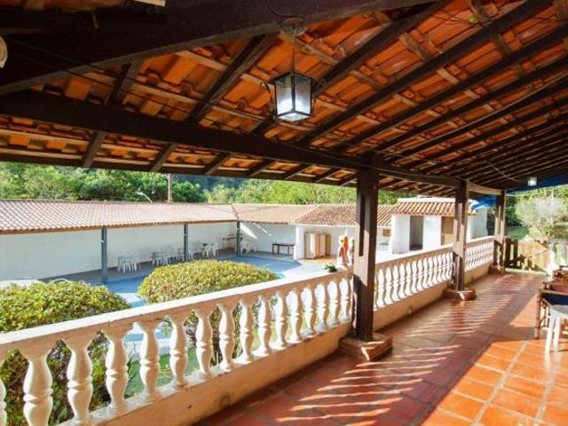 Casa em Pitas, Cotia/SP de 300m² 3 quartos à venda por R$ 1.500.000,00