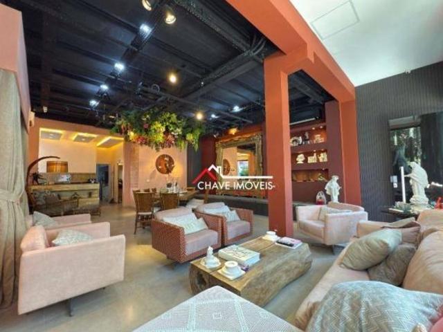 Casa em Pompéia, Santos/SP de 400m² 3 quartos à venda por R$ 4.870.000,00