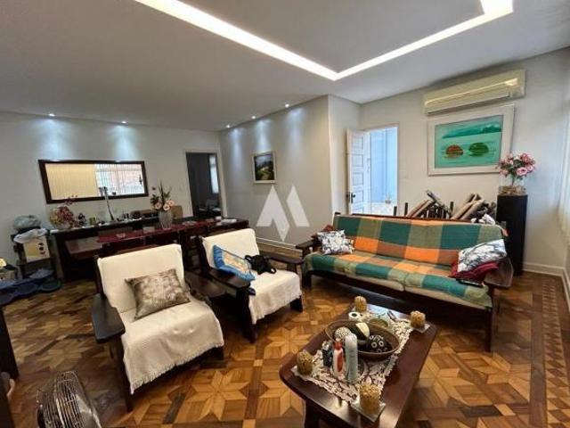 Casa em Ponta da Praia, Santos/SP de 168m² 3 quartos à venda por R$ 1.250.000,00