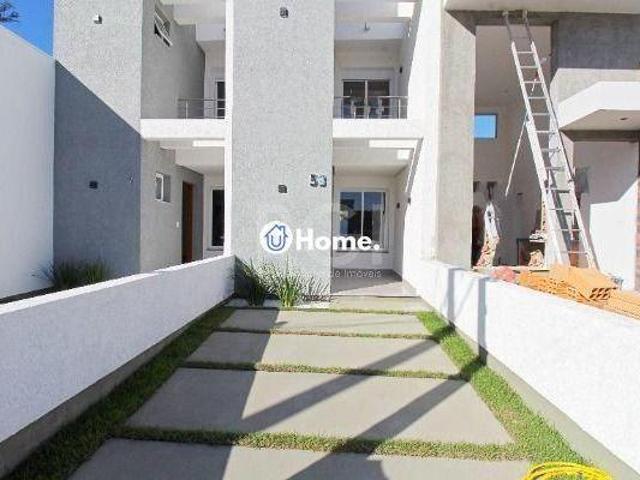 Casa em Porto Alegre, no bairro Hípica, com 2 dormitório s, e 2 banheiros, à ve