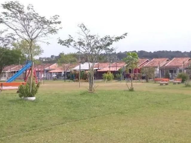 Casa em Porto Alegre, no bairro Hípica, com 3 dormitório s, e 3 banheiros, à ve
