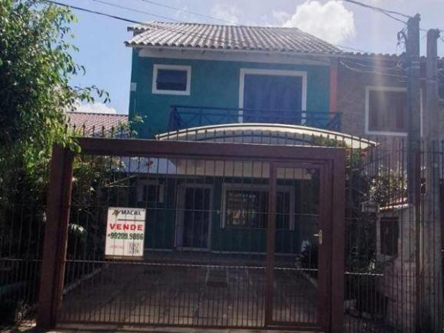Casa em Porto Alegre, no bairro Hípica, com 3 dormitório s, e 3 banheiros, à venda