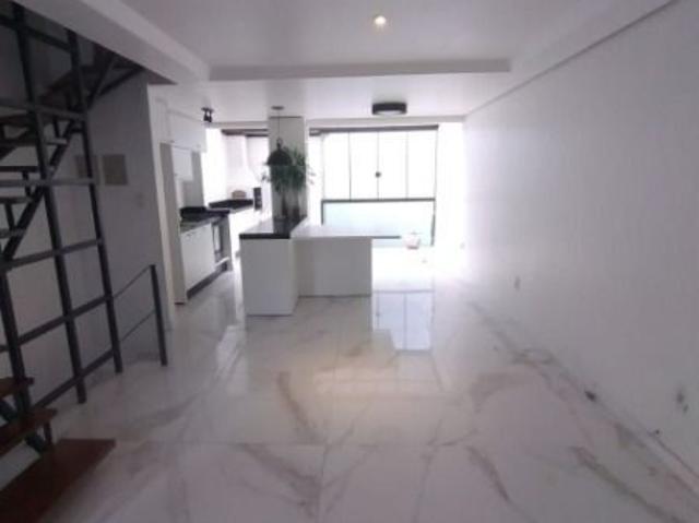 Casa em Porto Alegre, no bairro Vila Conceição, com 2 dormitório s, e 2 banheiros, para locação