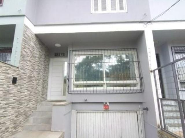 Casa em Porto Alegre, no bairro Vila Conceição, com 2 dormitório s, e 2 banheiros, para locação