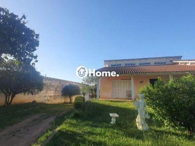 Casa em Porto Alegre, no bairro Vila Nova, com 3 dormitório s