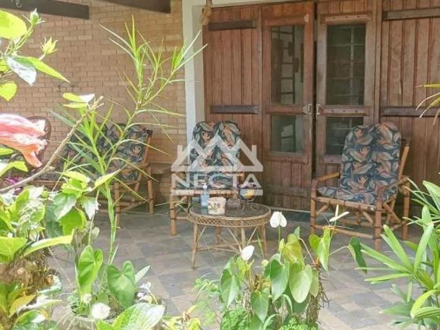 Casa em Praia das Palmeiras, Caraguatatuba/SP de 157m² 2 quartos à venda por R$ 650.000,00