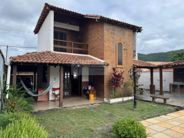 Casa em Praia de Itaipuaçu Itaipuaçu, Maricá/RJ de 204m² 4 quartos à venda por R$ 849.000,00