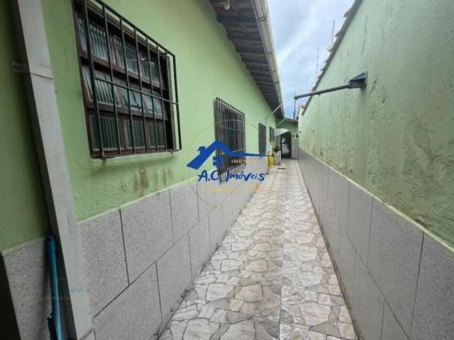 Casa Térrea Geminada no Flórida Apenas 350mts da Praia! Financia!