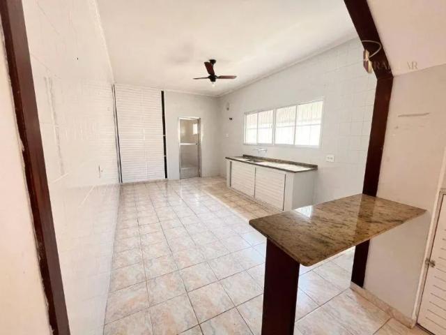 Casa em Praia Grande com 3 Dormitórios na Vila Caiçara