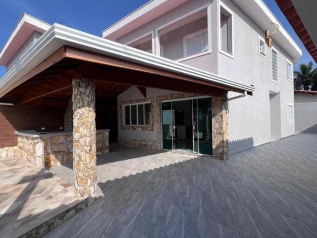 Casa em Praia Grande Nova com 4 Dormitórios Piscina Espaço Gourmet Balneário Flórida