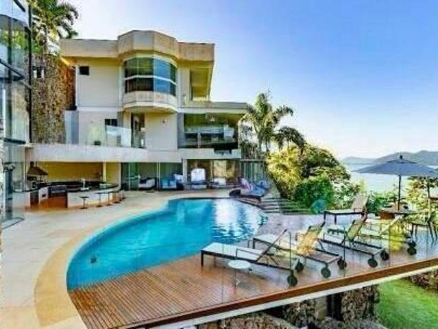 Casa em Praia Vermelha, Ubatuba/SP de 1000m² 6 quartos à venda por R$ 15.000.000,00