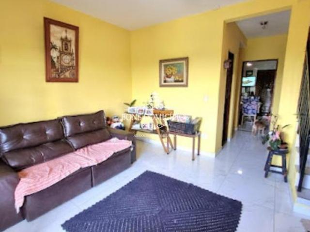 Casa em rua tranquila na Granja Viana ao lado do Shopping The Square