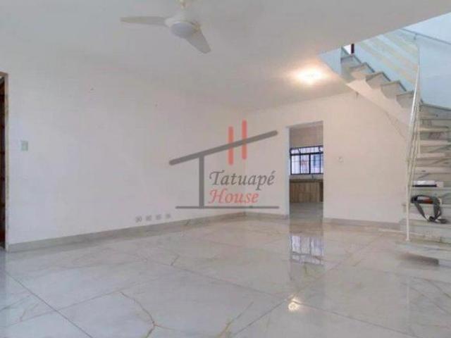 Casa em Rua tranquila na Vila Gomes Cardim