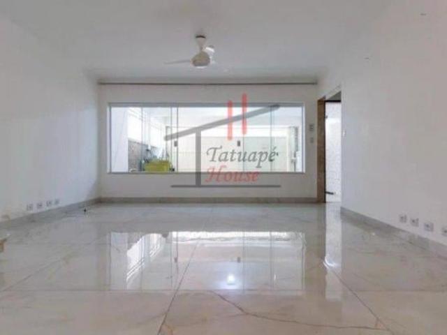 Casa em Rua tranquila na Vila Gomes Cardim