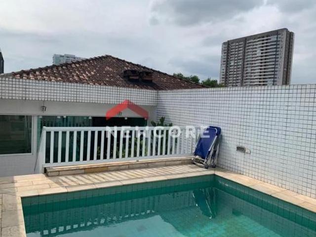 Casa em Rua Vahia de Abreu Boqueirão Santos/SP