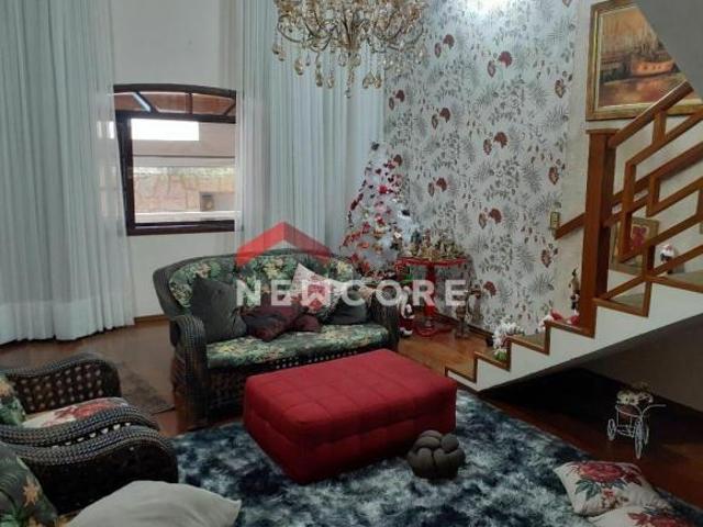 Casa em Rua Valentin Faustino de Souza Vila Cecília Mogi das Cruzes/SP