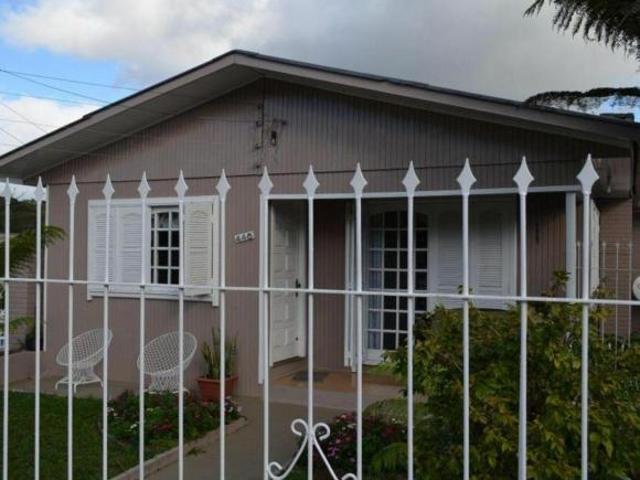 Casa em rua Vereador Theobaldo Michaelson Moura Gramado/RS