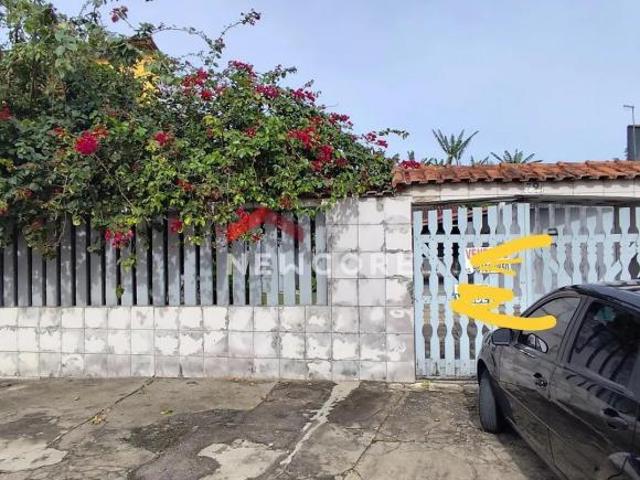 Casa em Rua Vereador José Calvo Guarda Civil Itanhaém/SP