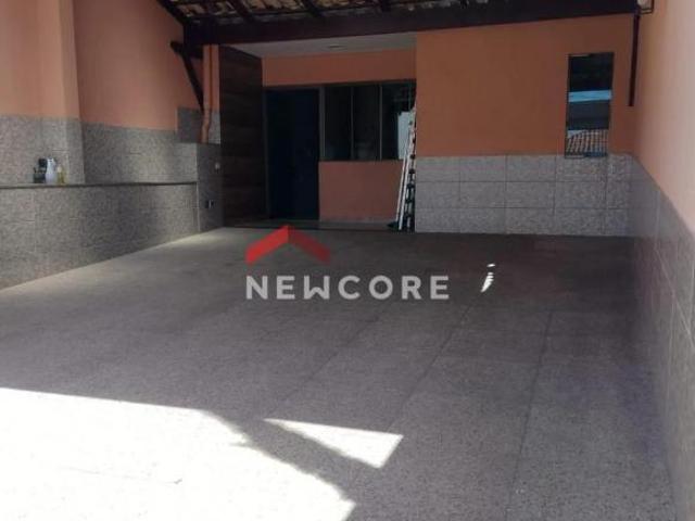 Casa em Rua Vinte e Três Vale das Amendoeiras Contagem/MG