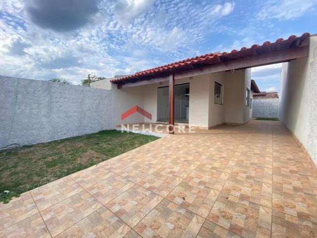 Casa em Rua Vinte satélite Juatuba/MG
