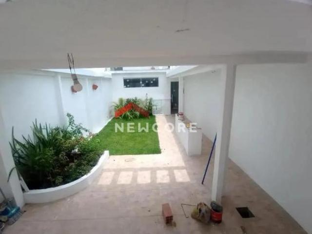 Casa em Rua Visconde de Guaratiba Vila Firmiano Pinto São Paulo/SP