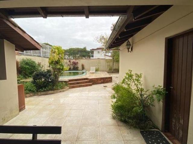Casa em Rua Adão Pinheiro da Silva Ipanema Porto Alegre/RS