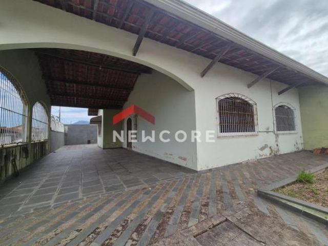 Casa em Rua Adalberto Balneário Três Marias Peruíbe/SP