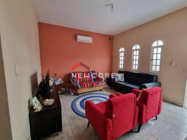 Casa em Rua Ademar Fida Loteamento Recreio Juqueriquerê Caraguatatuba/SP