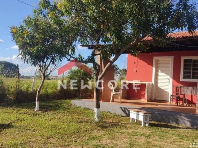 Casa em Rua Álvaro de Oliveira Lopes Pinto Estância Balneária Águas Virtuosas Bauru/SP