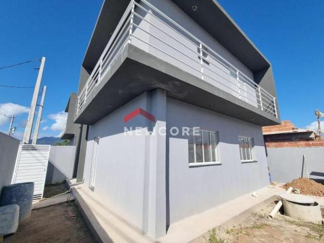 Casa em Rua Andradina Garcia dos Reis Balneário Recanto do Sol Caraguatatuba/SP