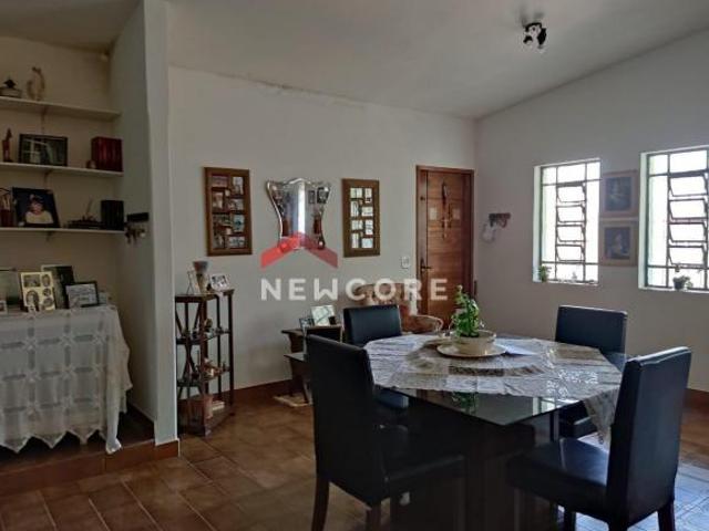 Casa em Rua Aníbal dos Santos Jardim Santa Rita de Cássia Bragança Paulista/SP