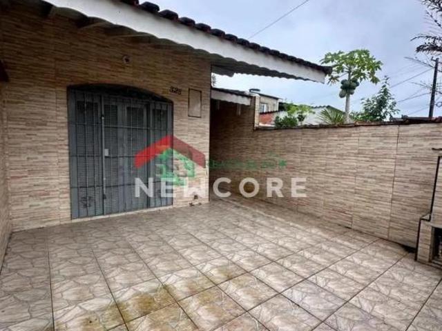 Casa em Rua Assis Salomao Hid Itaóca Mongaguá/SP