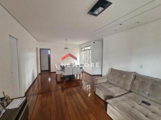 Casa em Rua Arthur Lucchesi Santa Helena Barreiro Belo Horizonte/MG