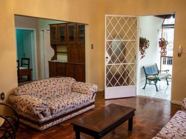 Casa em Rua Artigas Petrópolis Porto Alegre/RS