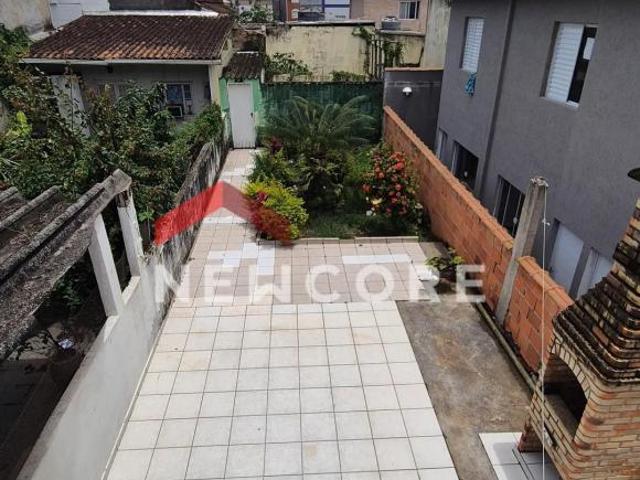 Casa em Rua Bento Viana Parque Bitaru São Vicente/SP