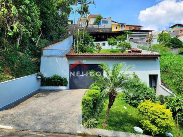 Casa em Rua Benedito José da Silva Lavapés Mairiporã/SP