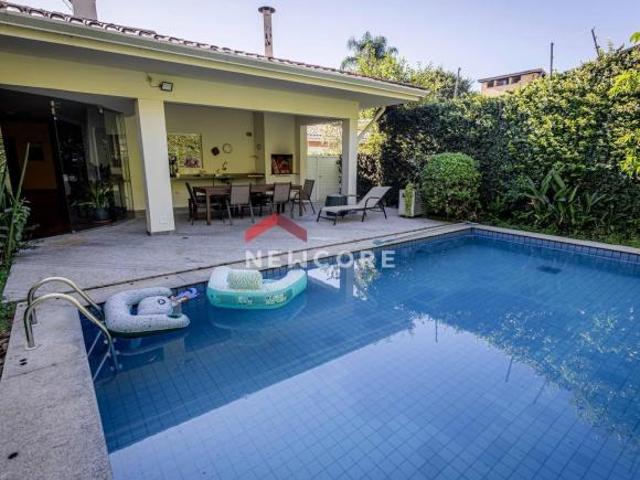 Casa em Rua Bennet Alto de Pinheiros São Paulo/SP