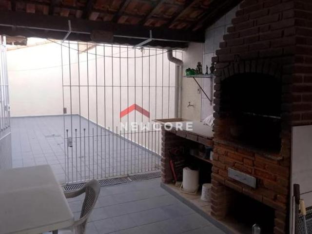 Casa em Rua Brinco de Princesa Real Praia Grande/SP