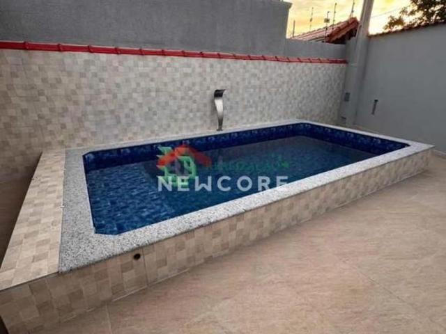 Casa em Rua Califórnia Flórida Mirim Mongaguá/SP