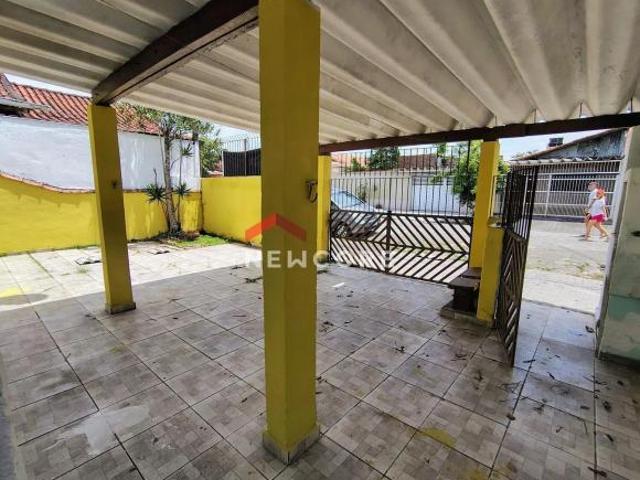 Casa em Rua Cesar Rodrigues Reis Maracanã Praia Grande/SP