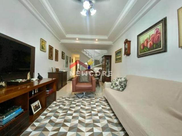 Casa em Rua Comendador Alfaia Rodrigues Aparecida Santos/SP