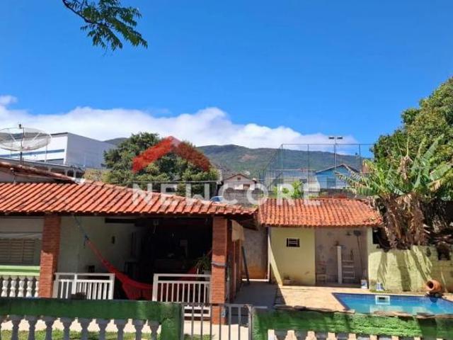 Casa em Rua Cotovia Pires Extrema/MG