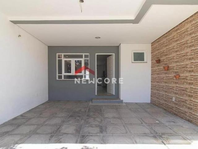 Casa em Rua Claudio da Silva Pinto Guarujá Porto Alegre/RS
