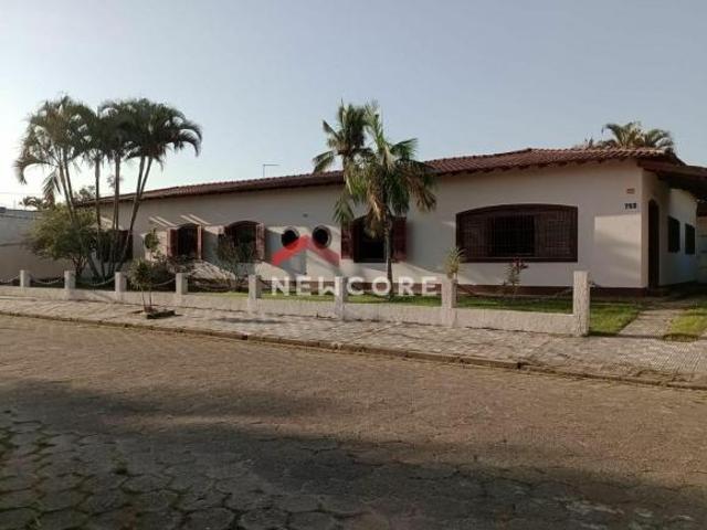Casa em Rua das Camélias Parque Turistico Peruíbe/SP